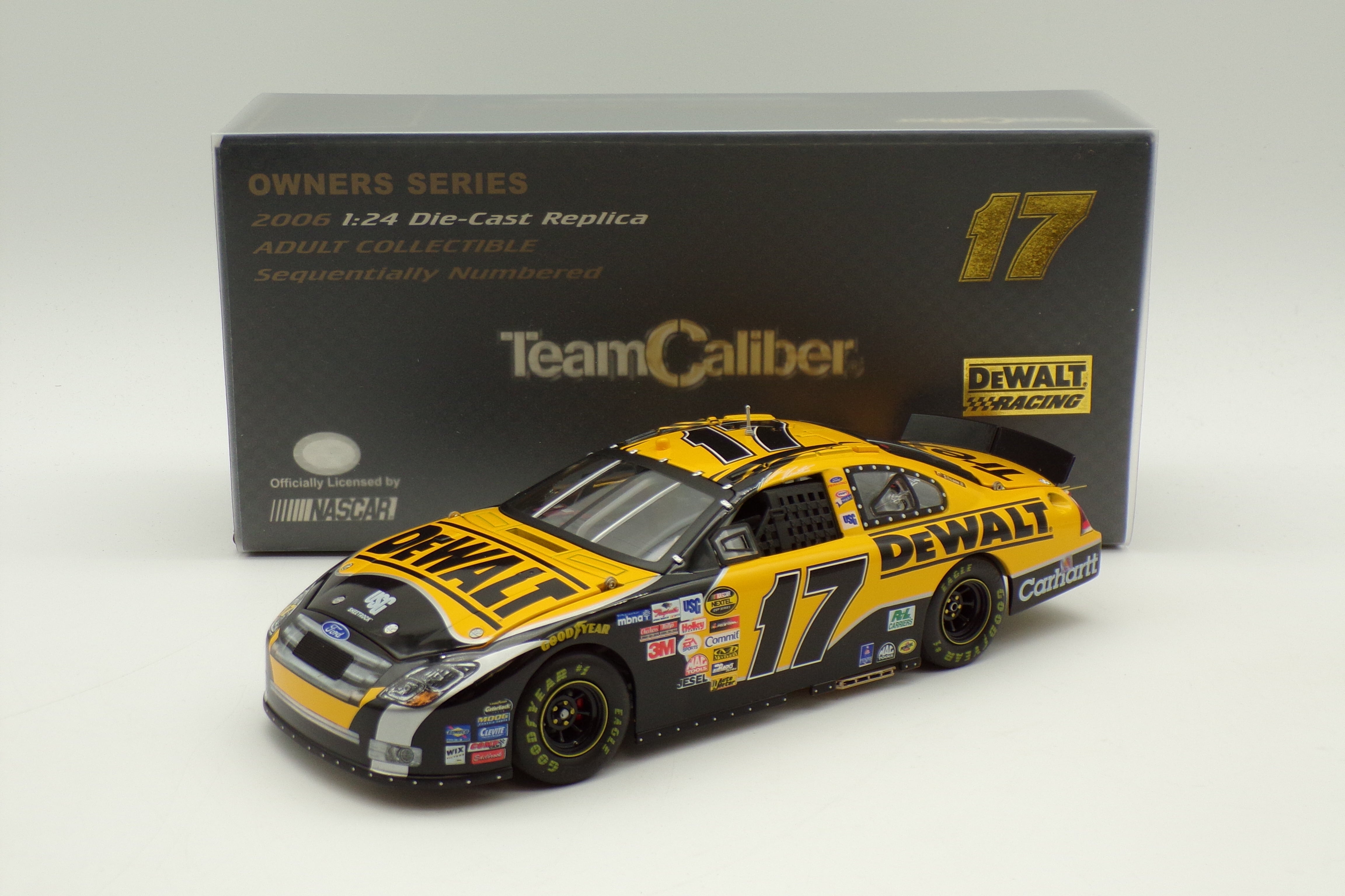 Item D953 - Matt Kenseth 2006 DeWalt 1/24 Team Caliber Owners Diecast ...