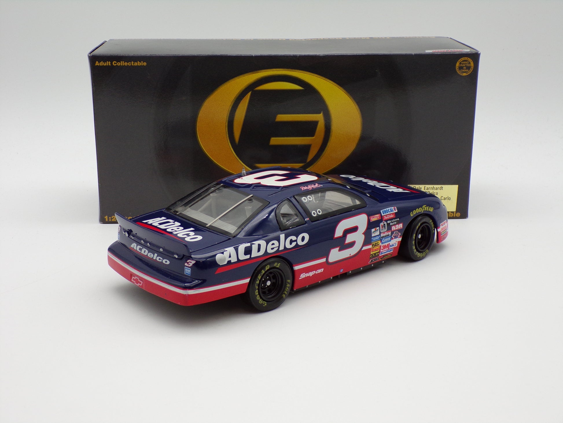 Item E217 - Dale Earnhardt 1997 ACDelco 1/24 RCCA Elite Diecast ...