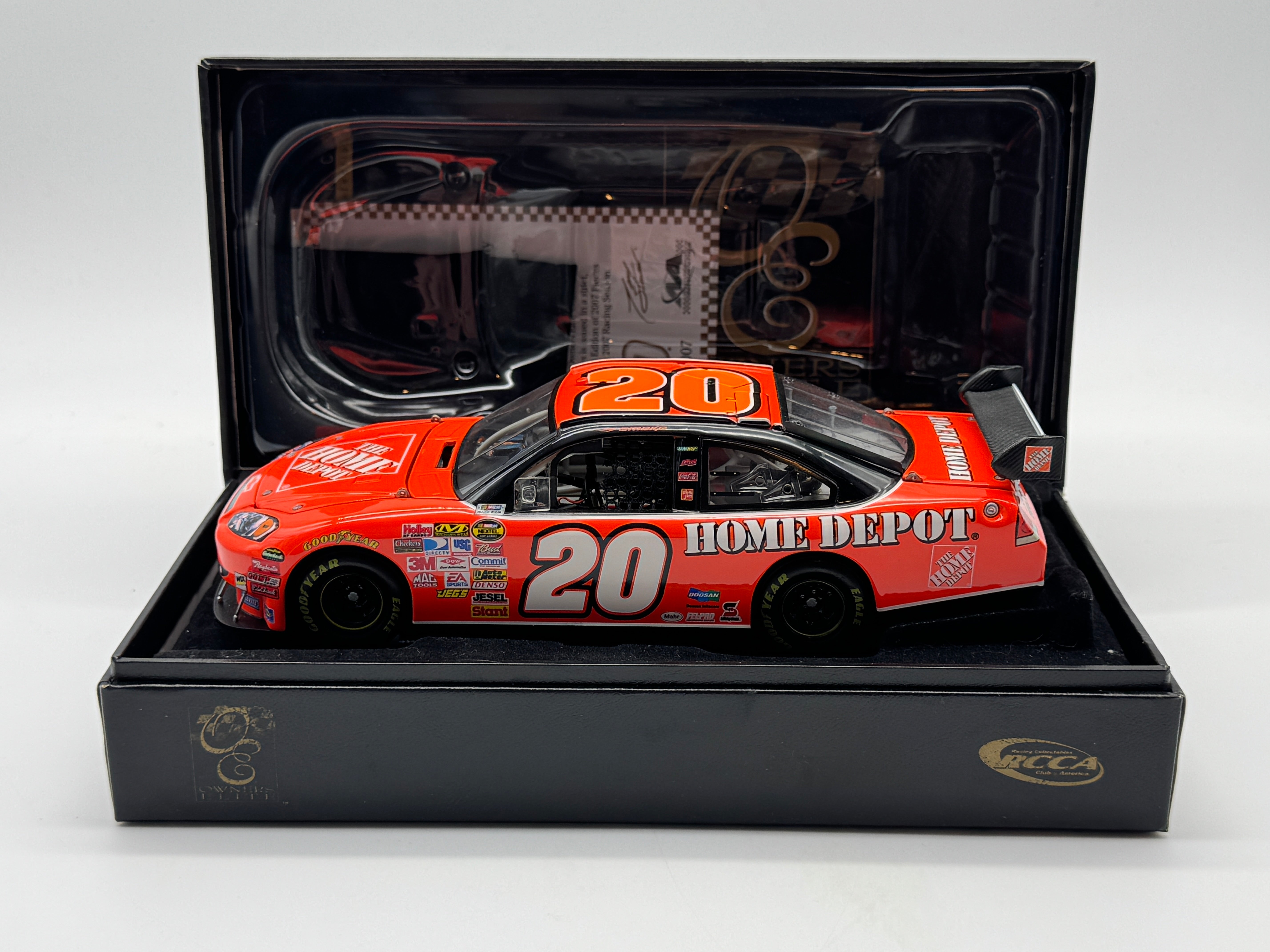 Item G516 - Tony Stewart #20 The Home Depot 2007 Impala SS COT ...