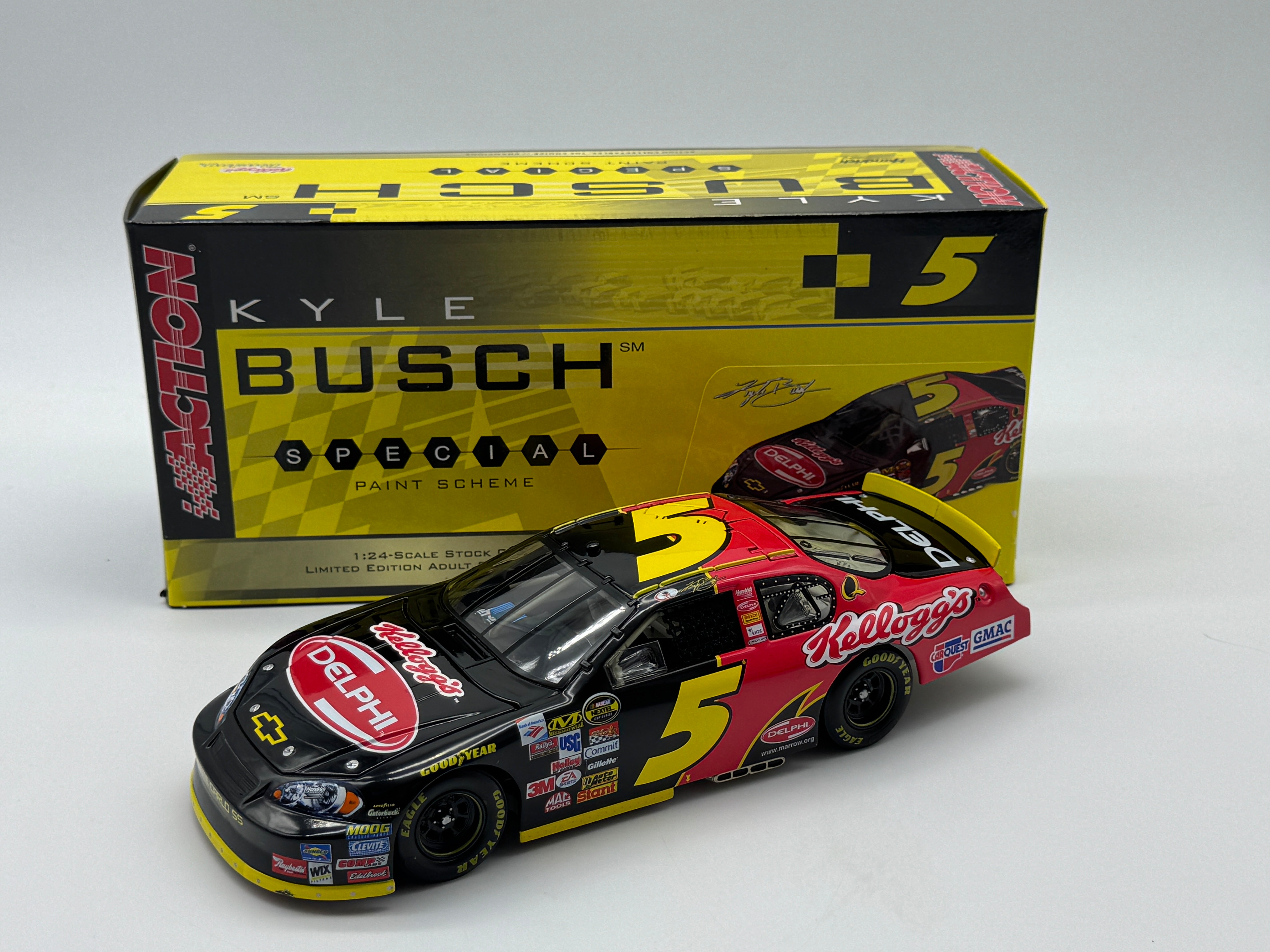 Item G532 - Kyle Busch #5 Delphi 2006 Monte Carlo – CircleBDiecastAuctions
