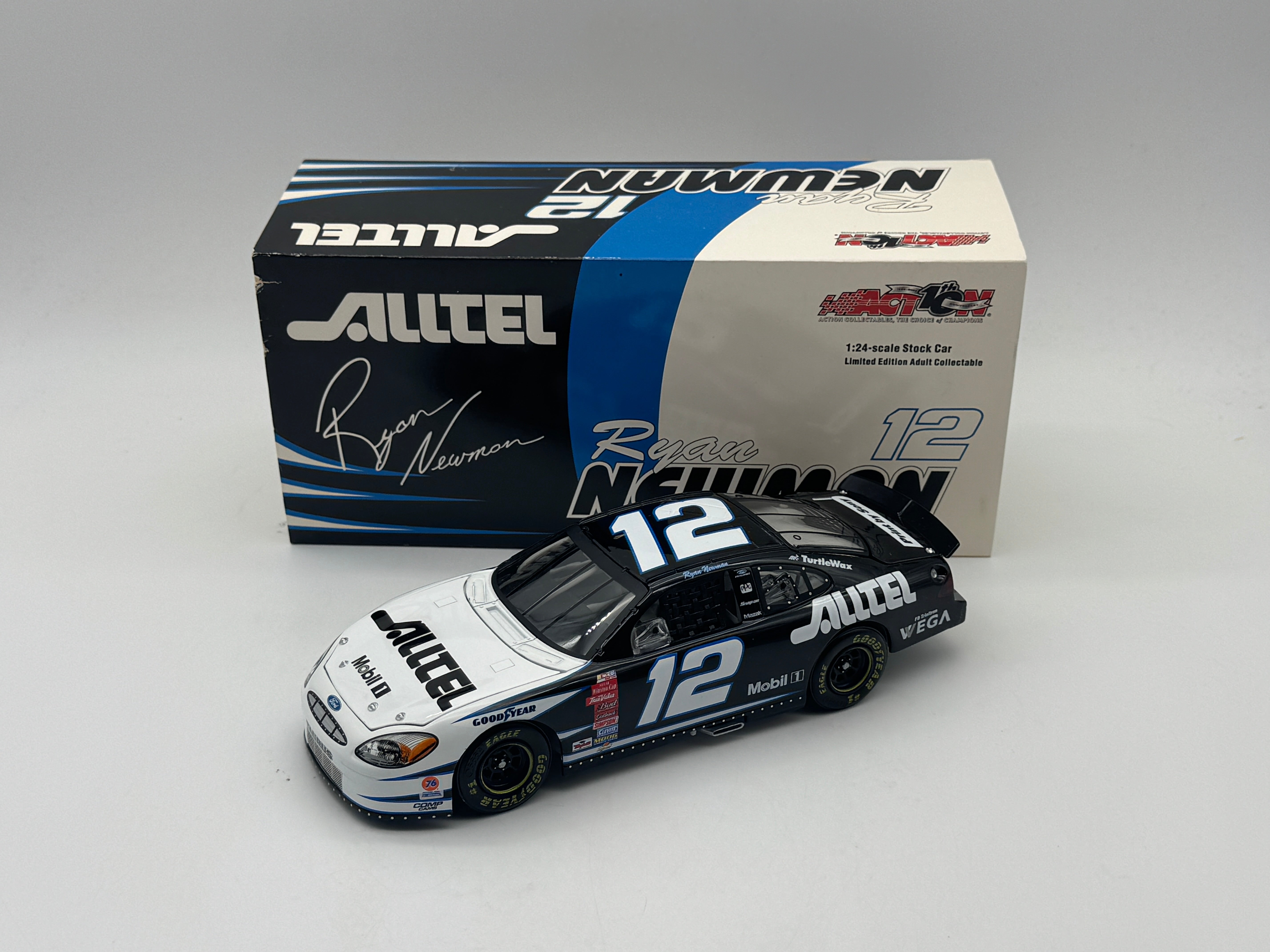 Item H976 - Ryan Newman #12 Alltel 2002 Taurus – CircleBDiecastAuctions